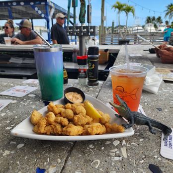 TWO GEORGES DOCKSIDE GRILLE - Updated December 2025 - 94 Photos & 102 ...