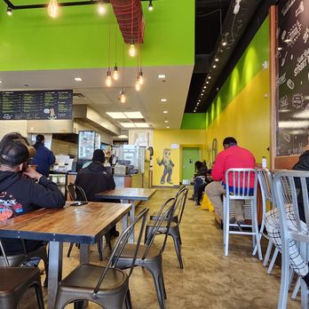 SISTA ROLES STREET EATS - Updated December 2025 - 139 Photos & 67 ...