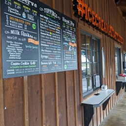 THE BATTLEFIELD COUNTRY STORE - Updated December 2025 - 460 Photos ...