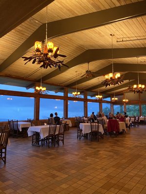 PISGAH INN - Updated July 2024 - 283 Photos & 195 Reviews - 4086 Blue ...