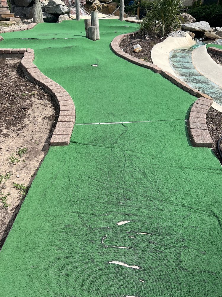 LOST MINE MINIATURE GOLF COURSE - Updated July 2025 - 16 Photos & 21 ...
