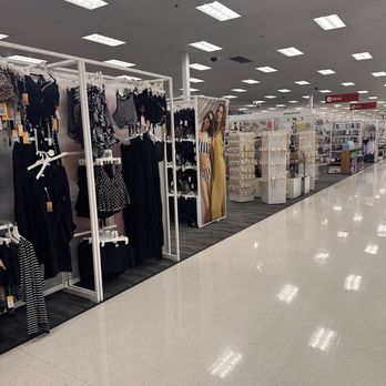 TARGET - Updated December 2025 - 47 Photos & 54 Reviews - 1515 US ...