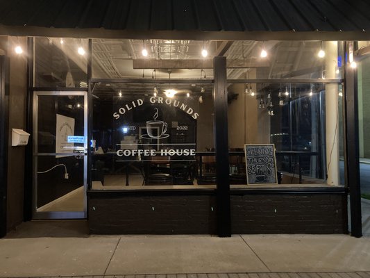 SOLID GROUNDS COFFEE HOUSE - Updated December 2025 - 137 E Main St, Scottsville, Kentucky ...