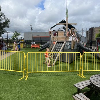 OAKLEY GREENS - Updated December 2025 - 129 Photos & 51 Reviews - 3065 ...