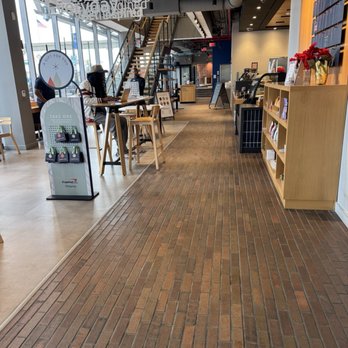 CAPITAL ONE CAFÉ - Updated June 2025 - 103 Photos & 12 Reviews - 511 ...