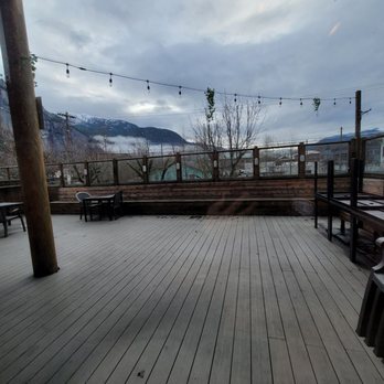 HOWE SOUND INN & BREWING CO. - Updated October 2025 - 287 Photos & 237 ...