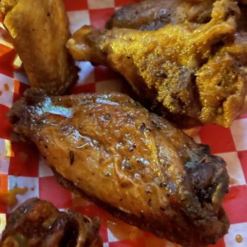 KILTED BUFFALO - Updated December 2025 - 26 Photos & 15 Reviews - 1212 ...