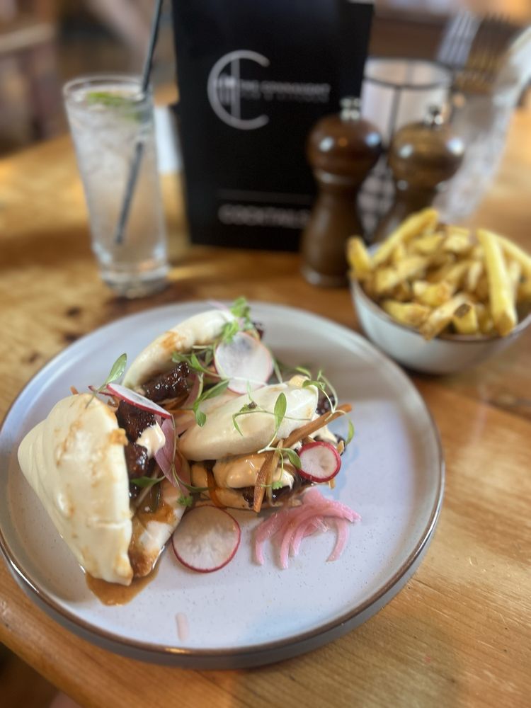 THE CONNAUGHT - Updated January 2025 - 23 Photos & 16 Reviews - 48 Hove ...