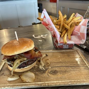 FLAMME BURGER - KEYSTONE - Updated May 2025 - 801 Photos & 586 Reviews ...