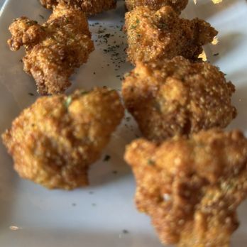 GROOVES KITCHEN AND DAIQUIRIS - Updated August 2025 - 37 Photos & 15 ...