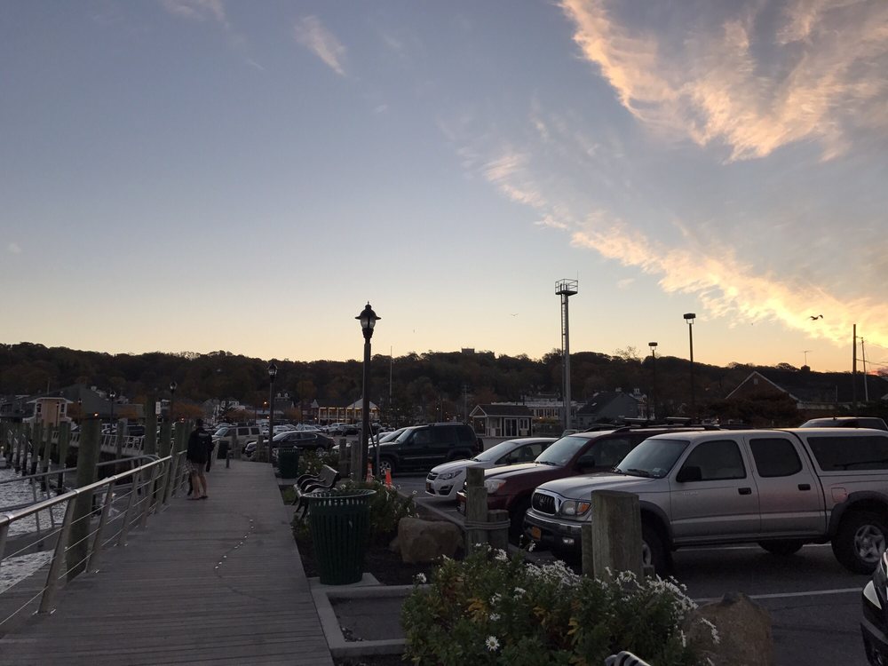 JERICHO PUBLIC LIBRARY - Updated November 2025 - 17 Photos - 1 Merry Ln ...