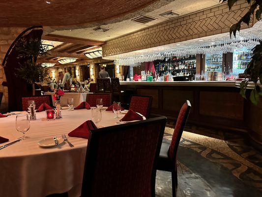 ROXY RESTAURANT & BAR - Updated February 2025 - 1228 Photos & 764 ...