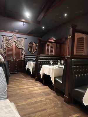 COACH GRILL - Updated January 2026 - 344 Photos & 326 Reviews - 55 ...