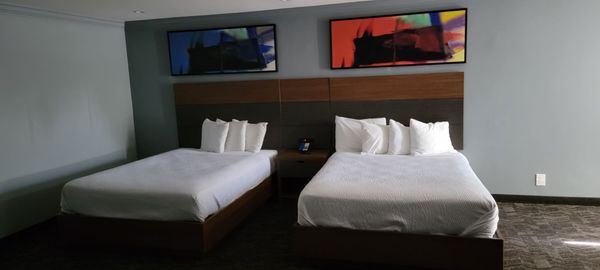 STUDIO INN & SUITES - Updated June 2025 - 56 Photos & 86 Reviews ...