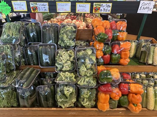 NEIGHBORS MARKET - Updated December 2025 - 24 Photos & 24 Reviews ...