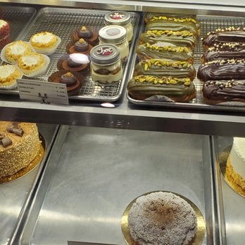 CHOCNYC - Updated November 2024 - 307 Photos & 239 Reviews - 4996 ...