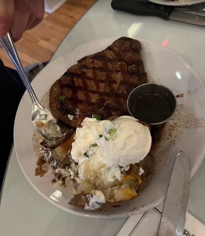 SUSIE AND SAM’S STEAKHOUSE - Updated December 2024 - 11 Photos & 17 ...