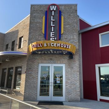 WILLIE’S GRILL & ICEHOUSE - Updated October 2025 - 128 Photos & 222 ...
