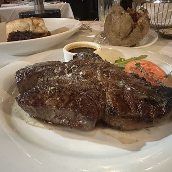 555 EAST STEAKHOUSE - 2601 Photos & 2630 Reviews - 555 E Ocean Blvd ...