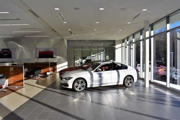 THE BMW STORE - Updated November 2025 - 21 Photos & 48 Reviews - 6131 ...