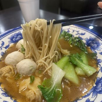 MEET NOODLES - Updated January 2025 - 535 Photos & 410 Reviews - 2121 ...
