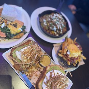 HASH KITCHEN - Updated July 2025 - 688 Photos & 327 Reviews - 264 East ...