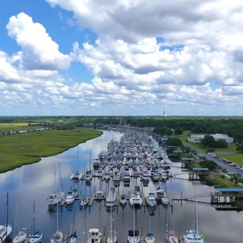 BRUNSWICK LANDING MARINA - Updated December 2025 - 27 Photos & 20 ...