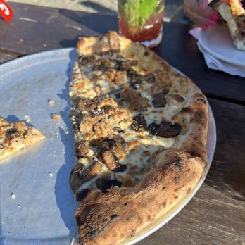 GROUNDLING PIZZA - Updated December 2025 - 105 Photos & 83 Reviews ...