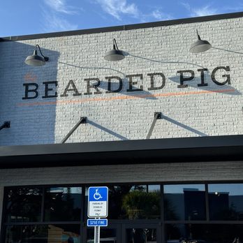 THE BEARDED PIG - Updated October 2024 - 1799 Photos & 1542 Reviews ...