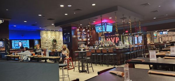 STADIUM XV CRAFT KITCHEN & SIM BAR - Updated December 2025 - 62 Photos ...