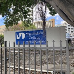 MIAMI DADE COLLEGE - WOLFSON CAMPUS - 68 Photos & 34 Reviews - Colleges ...