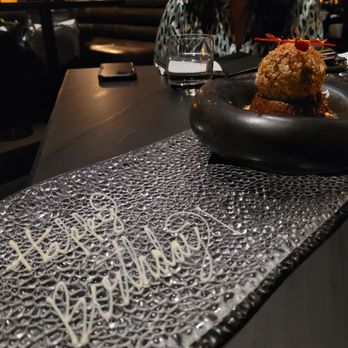 AERA - Updated June 2024 - 84 Photos & 22 Reviews - 8 Spadina Avenue ...