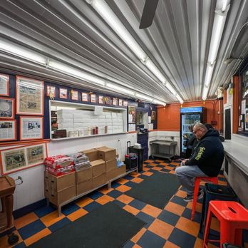 BERWYN CHICKEN - Updated January 2026 - 78 Photos & 72 Reviews - 7021 ...