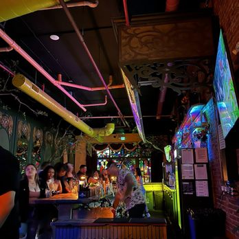 DARLING AVIARY - Updated June 2024 - 699 Photos & 518 Reviews - 712 K ...