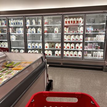 TARGET - Updated April 2024 - 210 Photos & 261 Reviews - 6700 Topanga ...