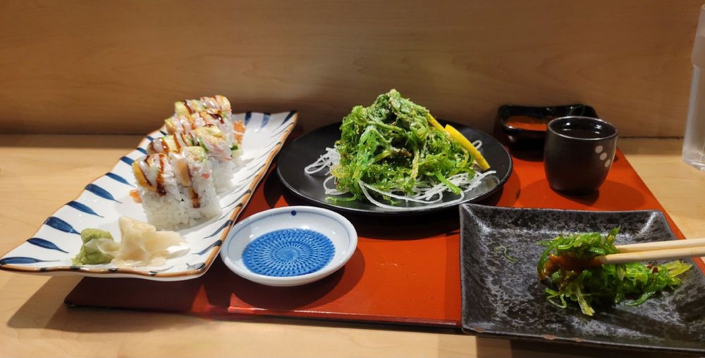 ZEN TORO JAPANESE BISTRO & SUSHI BAR - Updated December 2025 - 646 ...