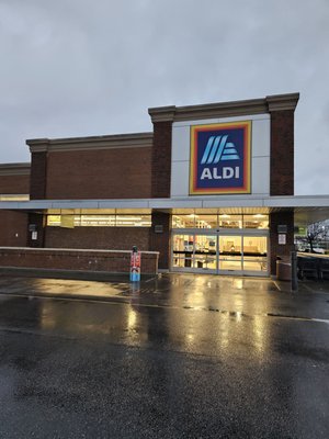 ALDI - Updated December 2025 - 67 Photos & 15 Reviews - 764 Chantry Dr, Virginia Beach, Virginia ...