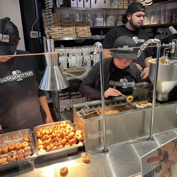 DOUGHNUTTERY - 753 Photos & 566 Reviews - 425 W 15th St, New York, New ...