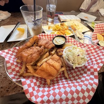 JOE FISH SEAFOOD RESTAURANT AND BAR - Updated February 2025 - 222 ...