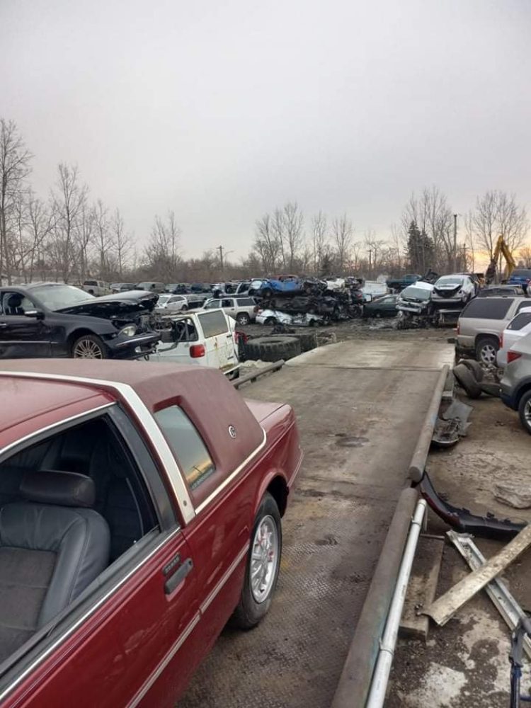 TEAM TOW JUNKYARD - Updated June 2024 - 20 Photos - 14400 Plymouth Rd ...