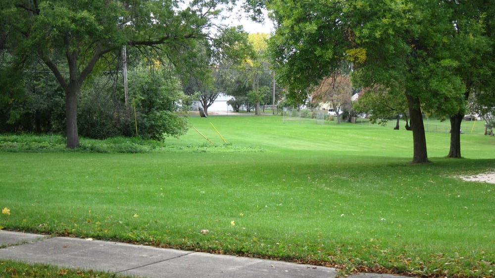MCGINNIS PARK - Updated 2024 - 9 Crystal Ln, Madison, Wisconsin - Parks ...