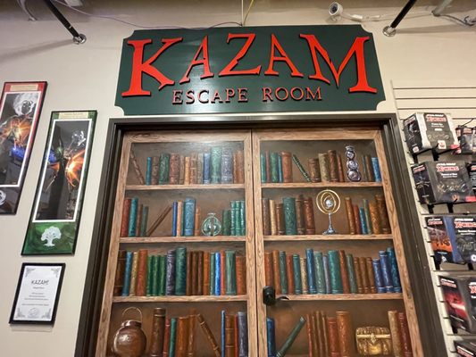 THE WIZARD’S CHEST - 192 Photos & 220 Reviews - 451 Broadway, Denver ...