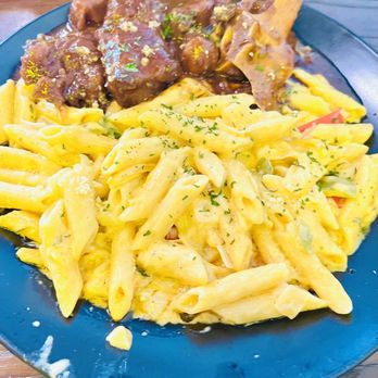 REGGAE JERK HUT - Updated June 2025 - 253 Photos & 173 Reviews - 7001 S ...