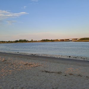 BREEZY POINT SURF CLUB - Updated September 2025 - 18 Photos & 14 ...