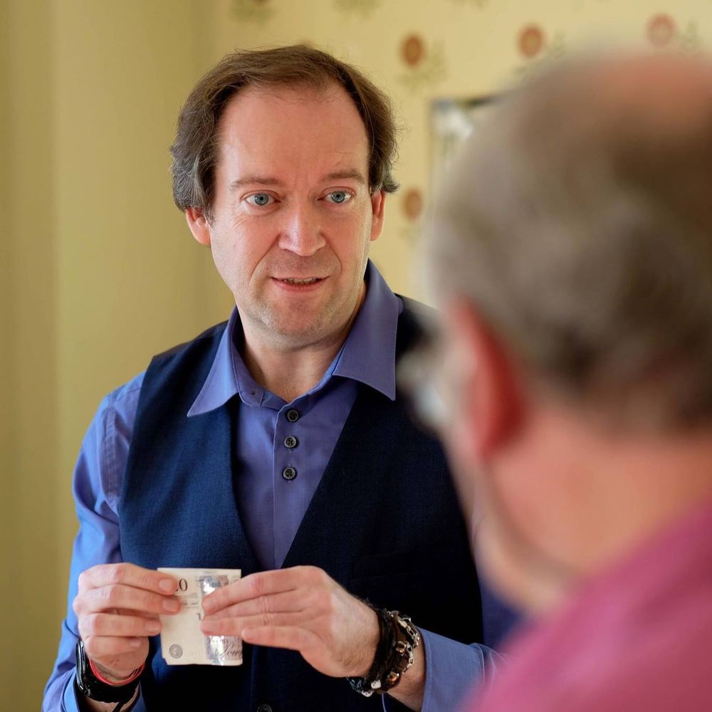 RAY BURRELL MAGIC - Updated April 2024 - 13 Photos - South Cave, East ...