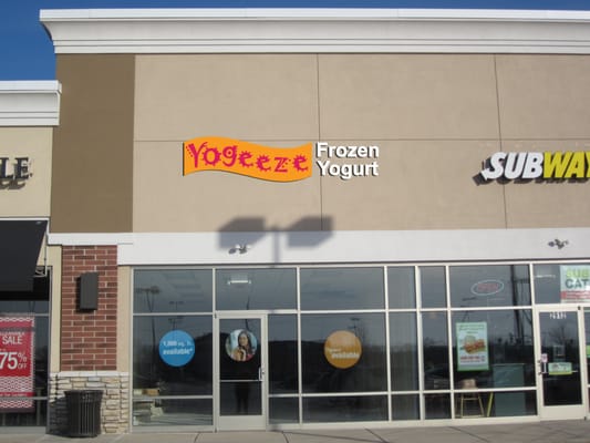 YOGEEZE FROZEN YOGURT - Updated May 2026 - 13 Photos & 15 Reviews ...