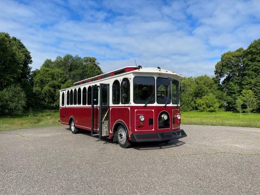 THE TROLLEY CAR & BUS COMPANY - Updated December 2025 - 21 Photos & 48 ...