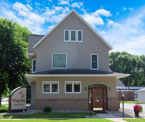 WING-BAIN FUNERAL HOME - Updated July 2025 - 16 Photos - 418 N 5th St ...
