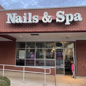 QUEEN NAILS - Updated August 2025 - 29 Photos & 128 Reviews - 5033 ...