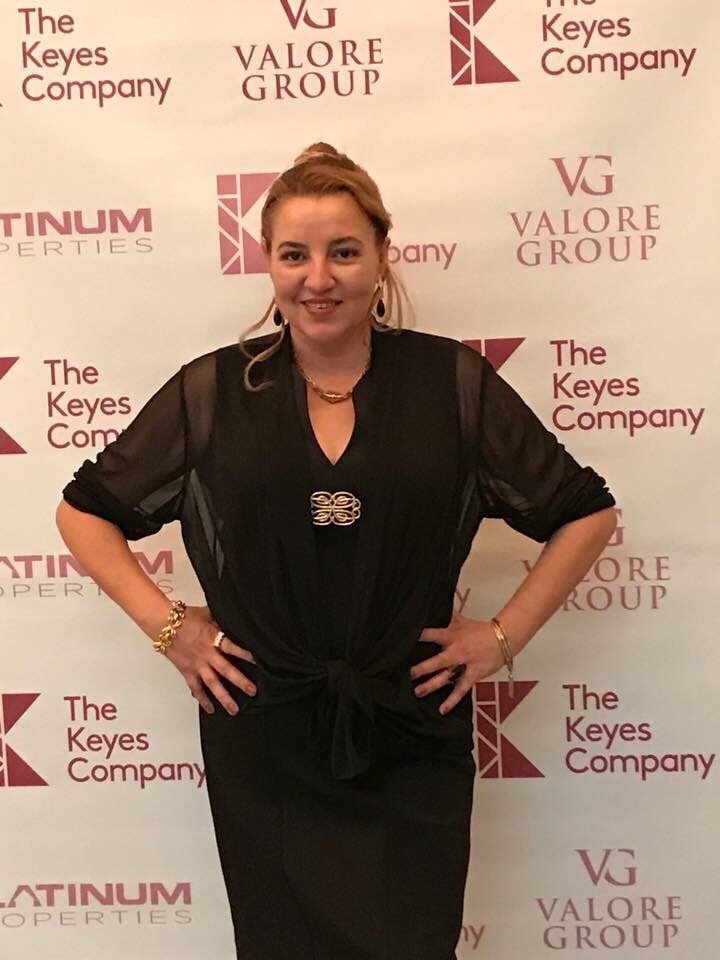 ALEJANDRA NOVOA-THE KEYES COMPANY REALTORS - 11570 Sunset Drive, Miami ...